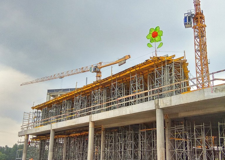 Blockbuster Mall becomes the largest shopping and entertainment center ...