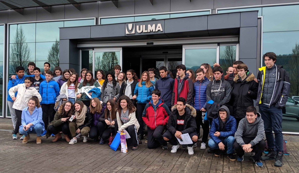 Young people from the Oñati Zuazola Institute visit ULMA — ULMA Begira