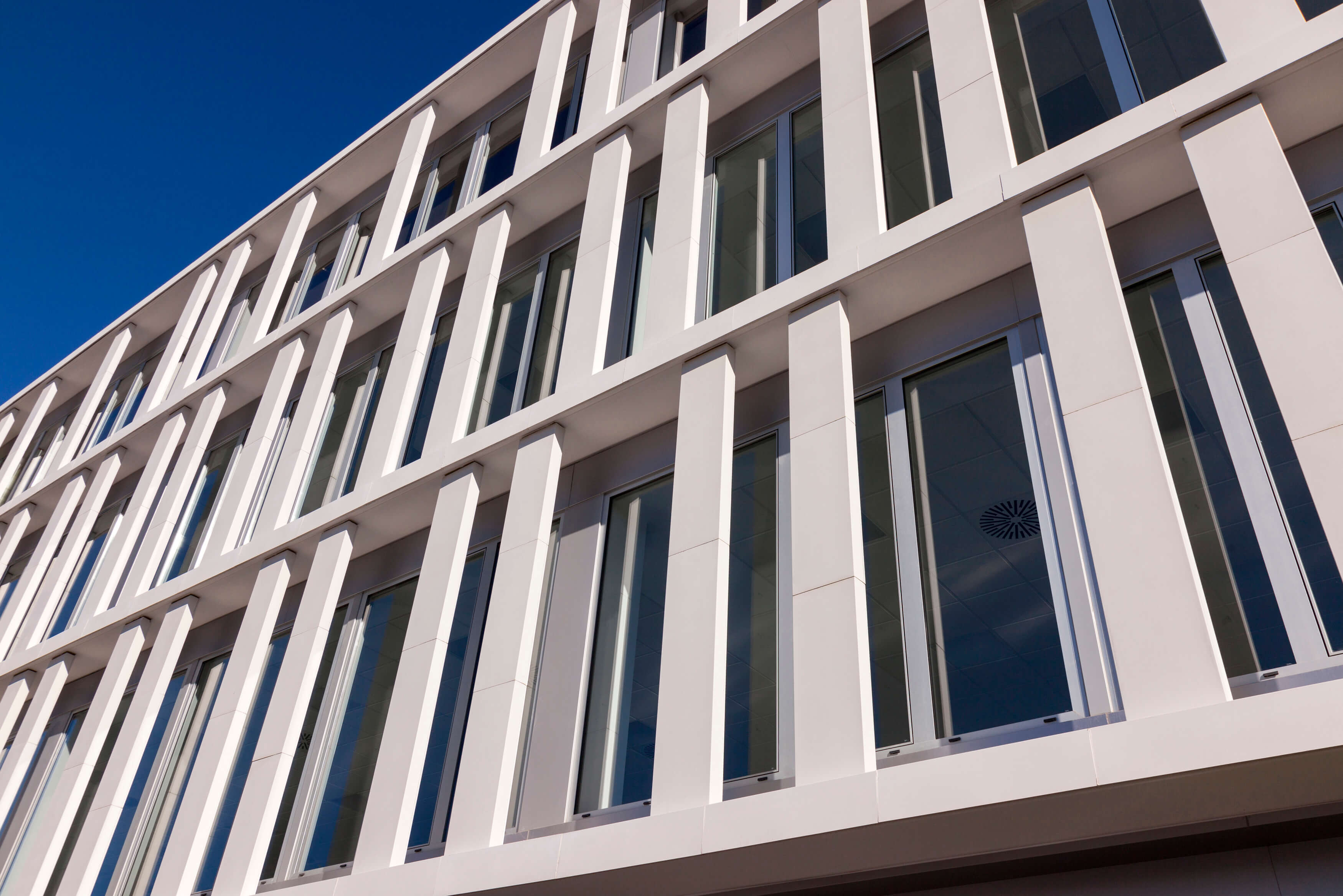 Lamas de Hormigón Polímero personalizadas — Begira - Actualidad ULMA